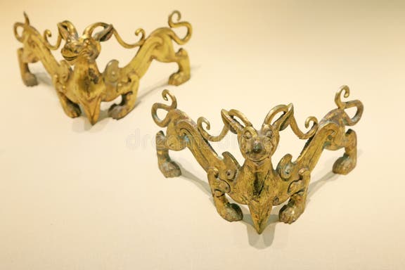 Chinese Ancient Bronze Sculpture Editorial Photo - Image of weathering ...