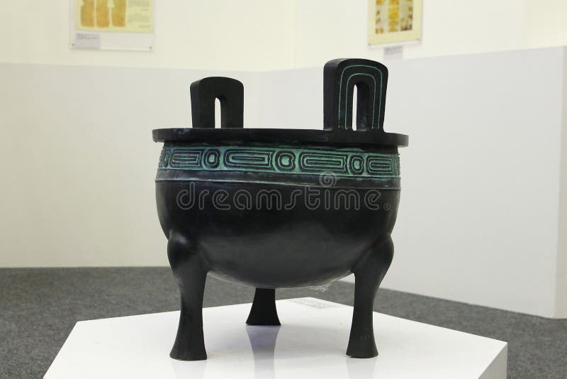 Chinese ancient pot editorial photography. Image of black - 50266042