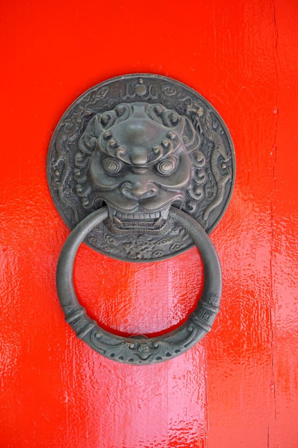 An Ancient Chinese Building Has a Red Gate. Stock Photo - Image of ...