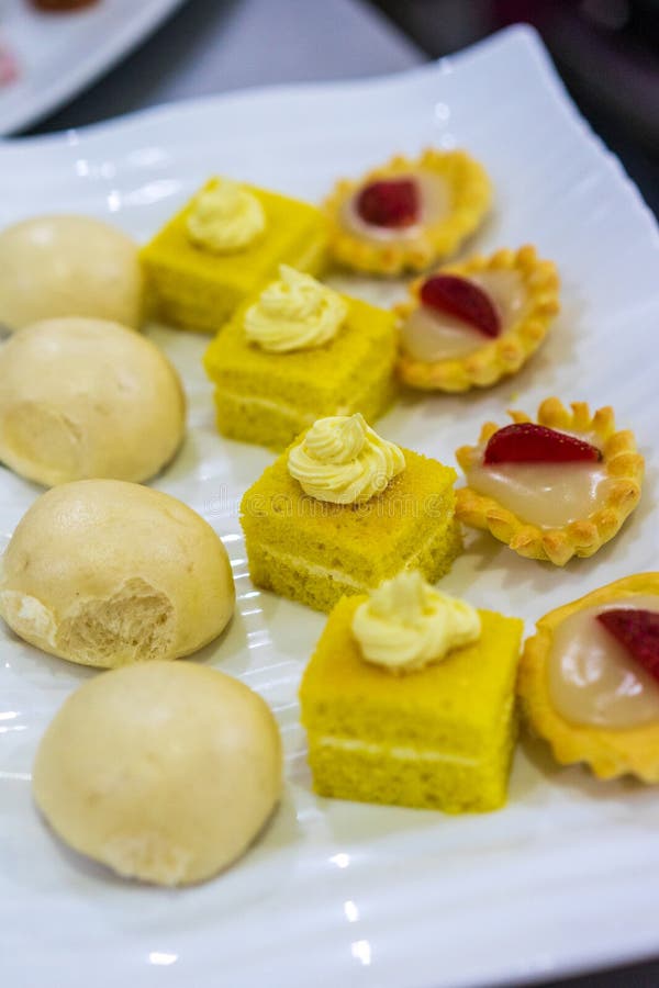 Chinese Art Sculpture Delightful Bite-Sized Desserts: a Perfect Harmony ...