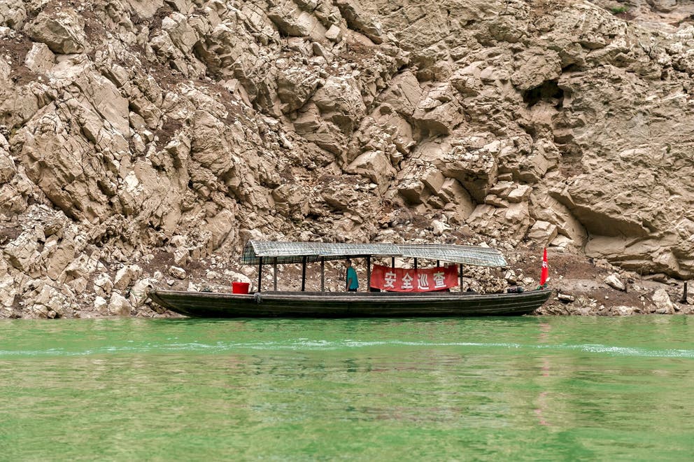 Chinese Boat Moored To the Shore Editorial Stock Image - Image of rock ...