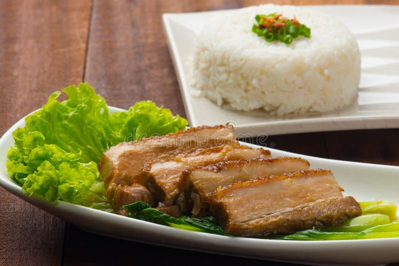 Chinese braised pork belly stock image. Image of belly - 100167329
