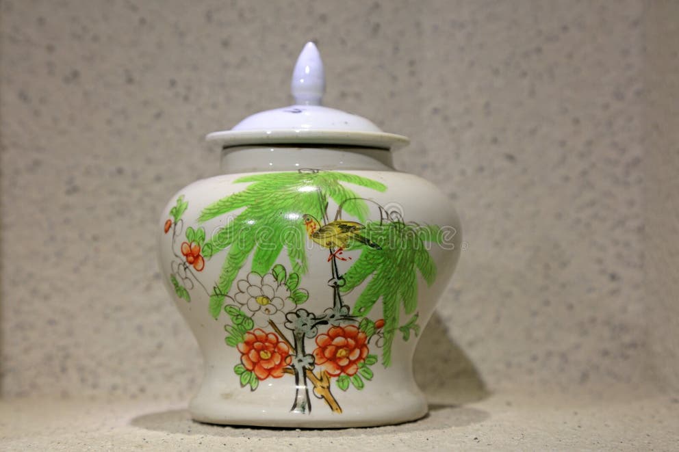 Chinese ceramic pot stock image. Image of vessels, antiques - 365249271