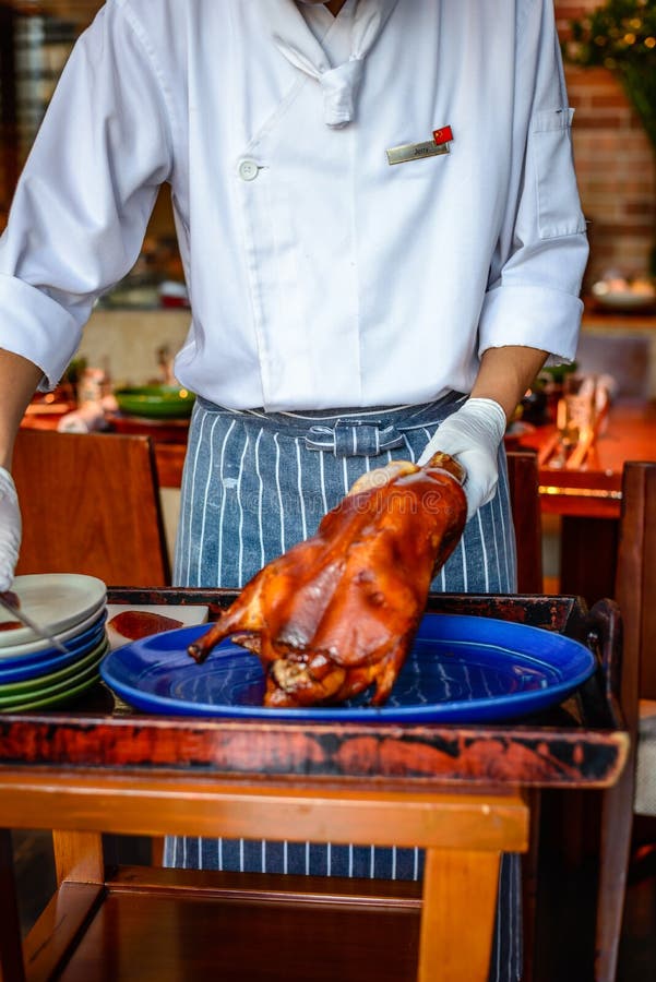 Chinese Chef Chopping Serving Peking Duck Stock Image - Image of asian ...