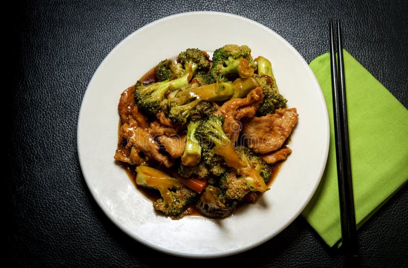 Chinese Chicken and Broccoli Stock Photo - Image of carryout, cuisine ...