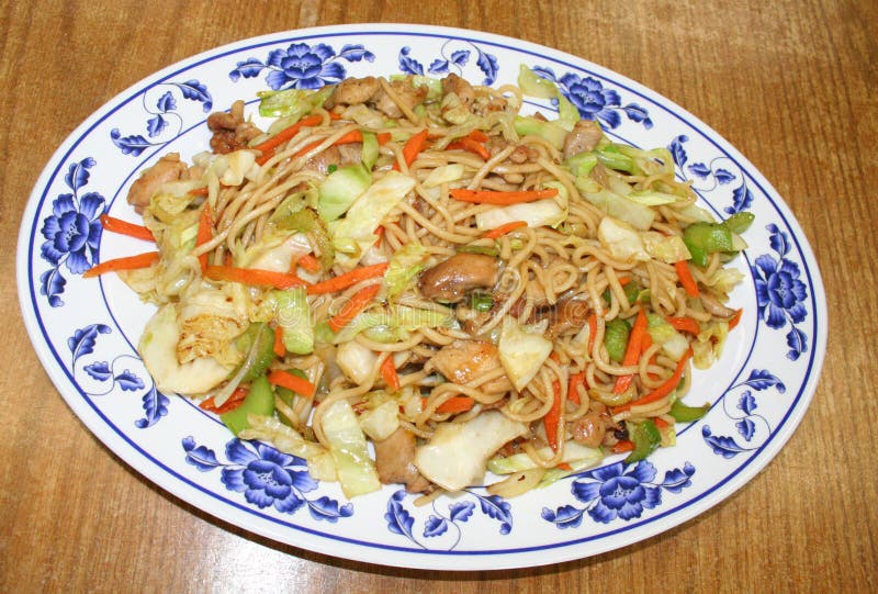 Chinese Chicken, Mushroom, Pea-pod Chow Mein Stock Image - Image of ...
