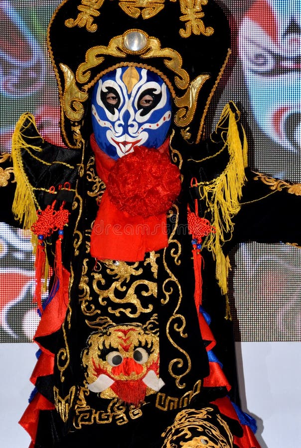 Chinese Face Changing Performing and Finery Editorial Image - Image of ...