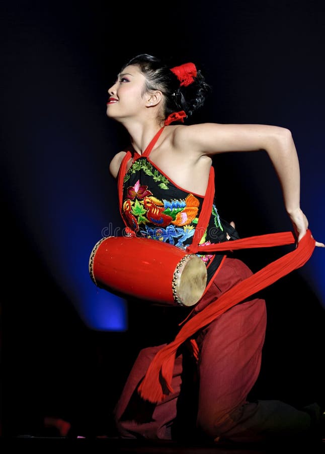 Chinese folk group dance editorial image. Image of exaggerated - 15673520