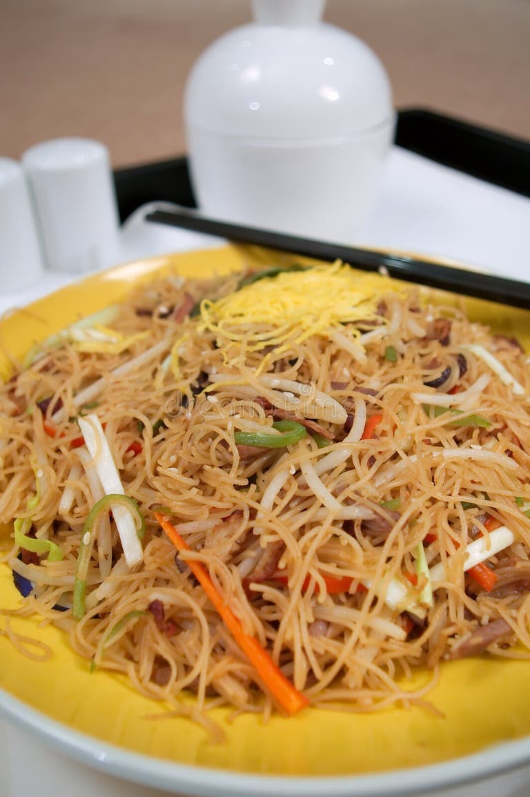 372 Malaysian Yellow Noodles Stock Photos - Free & Royalty-Free Stock ...