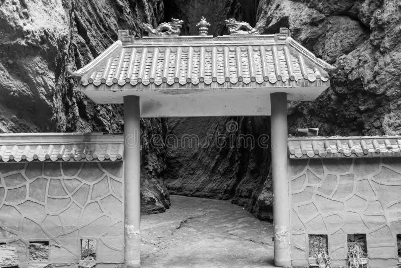 Chinese Gate To the Dark Side Stock Image - Image of roof, gate: 59809985
