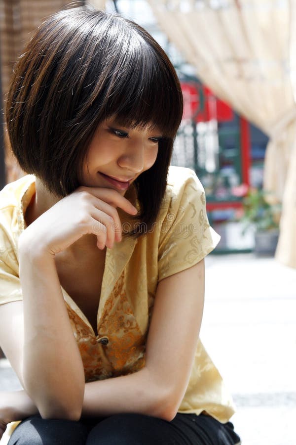 A Chinese Girl with a Smile. Stock Image - Image of aisa, lady: 5647565