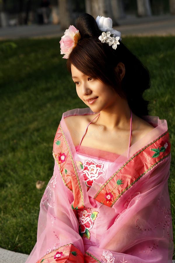 Classical beauty in China. stock image. Image of femininity - 6467633
