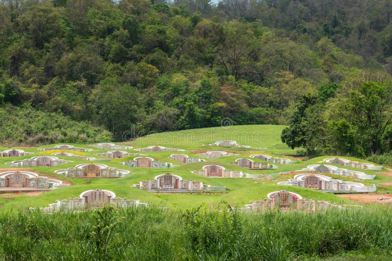Chinese graves editorial photo. Image of life, death - 52282186