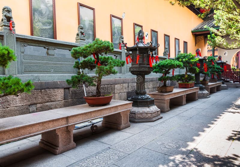 Chinese monastery editorial image. Image of religious - 28043560