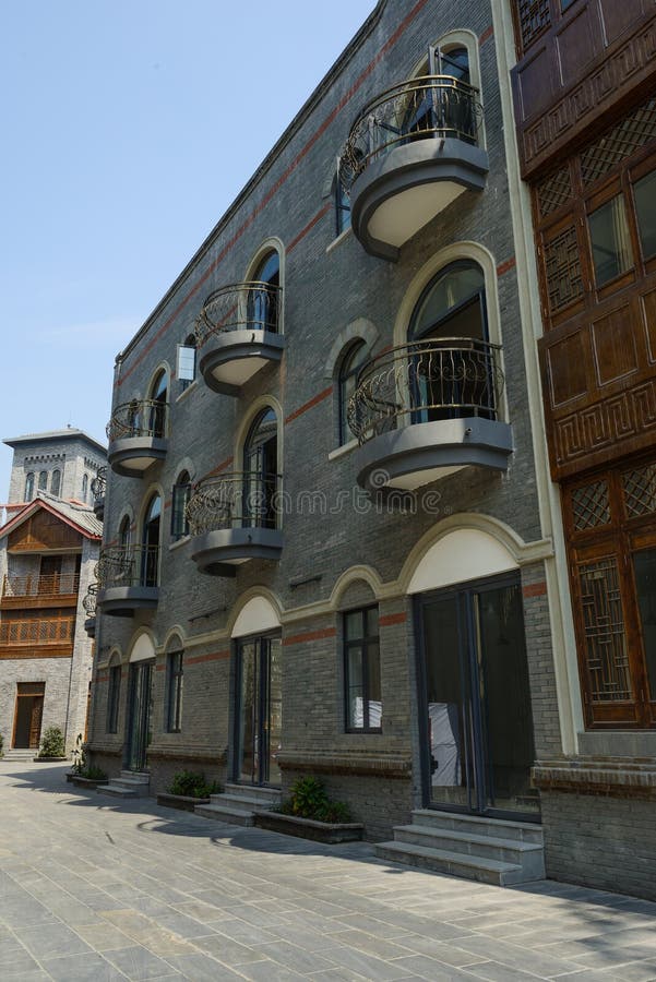 Chinese Old-fashioned Building Stock Image - Image of archaised ...