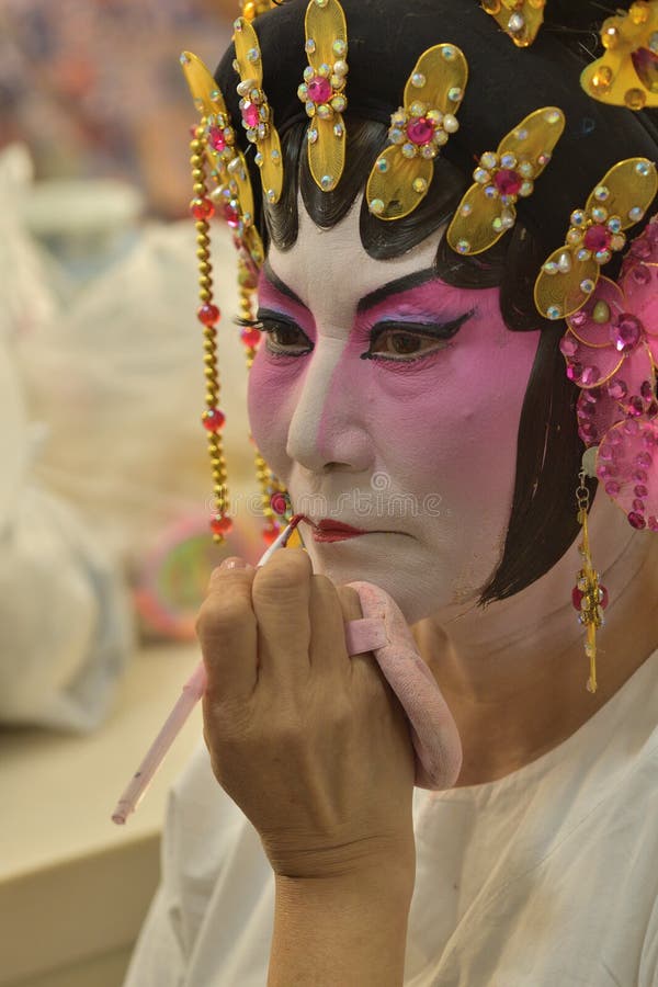 Chinese Opera Costum Make Up Stock Image - Image of opera, roots: 299314701