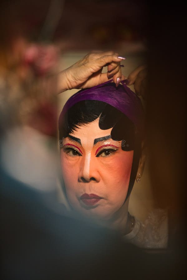 Chinese Opera Member Prepares at Backstage Editorial Photography ...