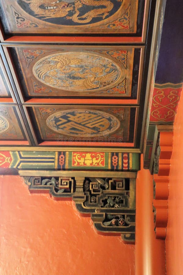 Chinese Painted Red Square Coffered Ceiling Corner Stock Photo - Image ...