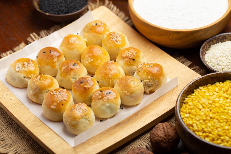 Chinese Pastry Filled with Mung Bean Paste, Taro, and Salted Egg Stock ...