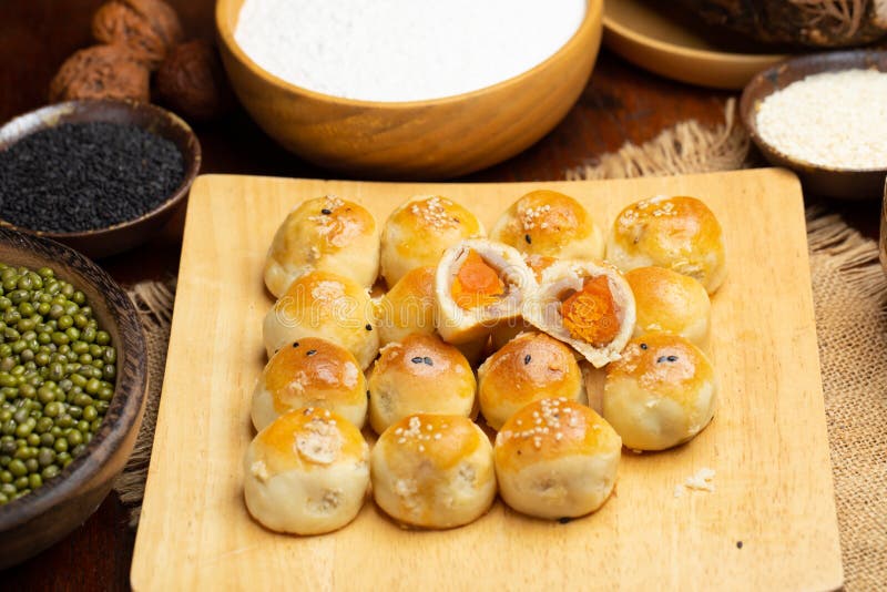 Chinese Pastry Filled with Mung Bean Paste, Taro, and Salted Egg Stock ...