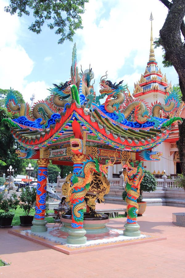 Chinese pavilion editorial photography. Image of local - 56409957