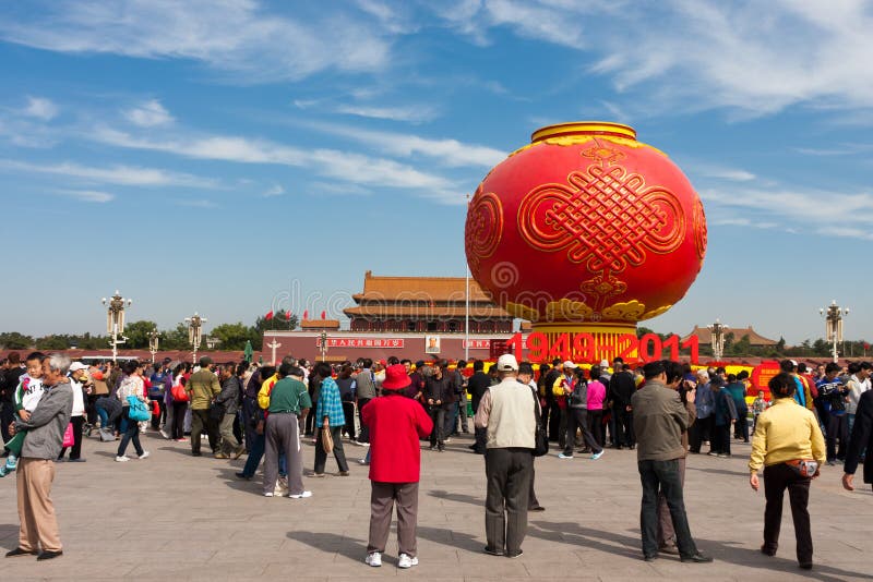 Chinese People Visit the Tiananmen Square Editorial Photo - Image of ...