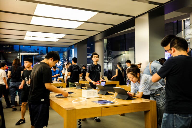 Chinese Population, High-tech Computer Trade Editorial Photography ...