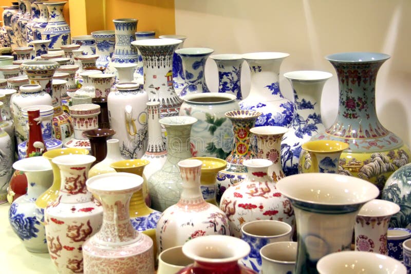 Chinese porcelain stock image. Image of empire, brown - 3187353