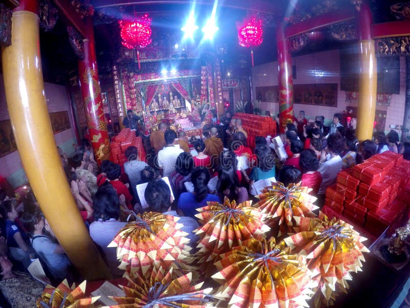 Chinese pray editorial photography. Image of chinese - 50197862