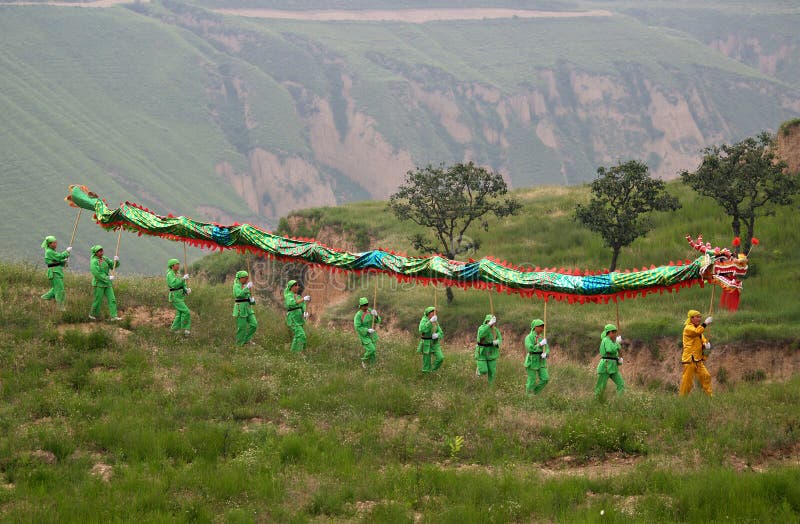Chinese Procession with Dragon Editorial Image - Image of costume ...