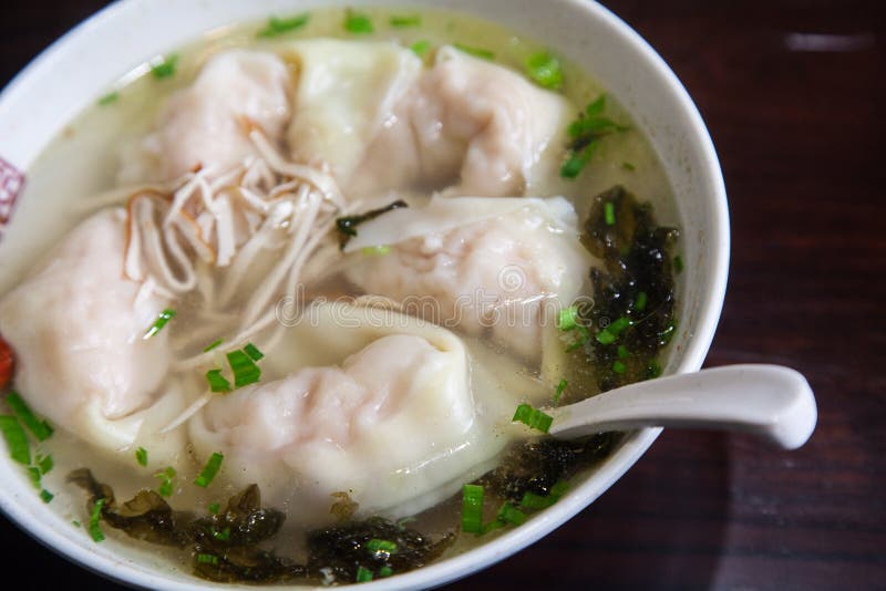 Chinese Ravioli stock image. Image of ravioli, gold, delicious - 14105559