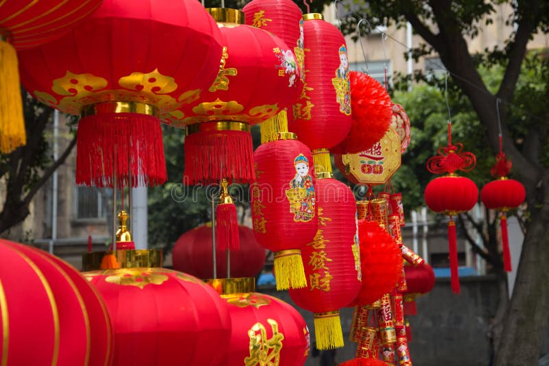 Chinese rode lantaarns stock afbeelding. Image of chinees - 18068243