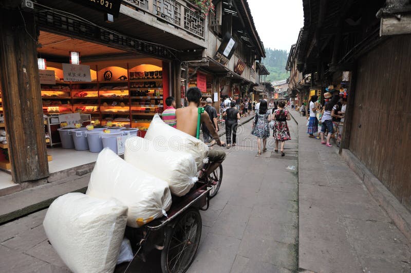 Chinese shangli old town editorial photography. Image of architecture ...