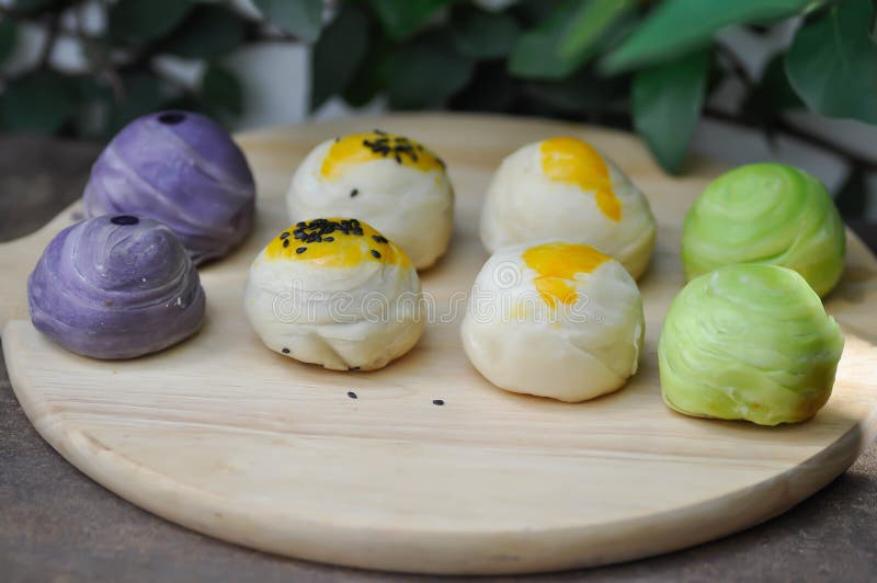 Chinese Spring Rolls, Moon Cake Stock Image - Image of cake, spring ...