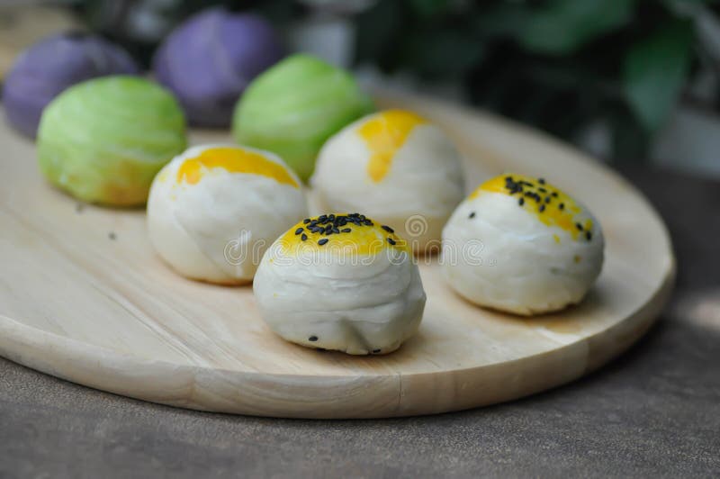 Chinese Spring Rolls, Moon Cake Stock Image - Image of sesame, rolls ...