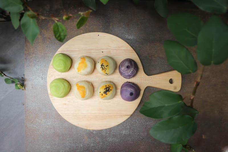 Chinese Spring Rolls, Moon Cake Stock Image - Image of moon, pastry ...