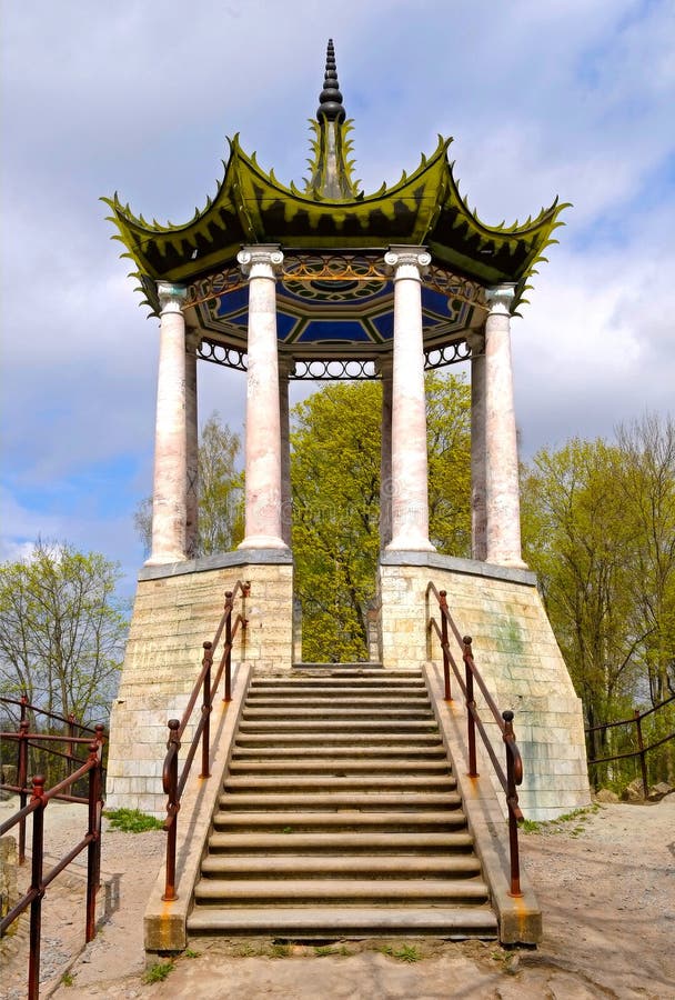 Chinese style arbor stock image. Image of asian, summerhouse - 9812245