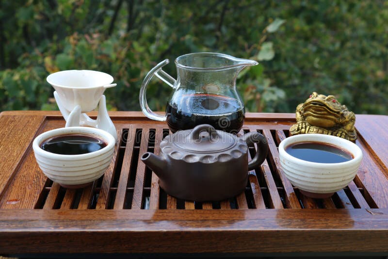 Chinese Tea Ceremony Using Tea Utensils in Nature Stock Photo - Image ...