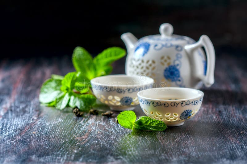 Chinese Tea Set, Green Tea and Fresh Mint. Stock Image - Image of ...