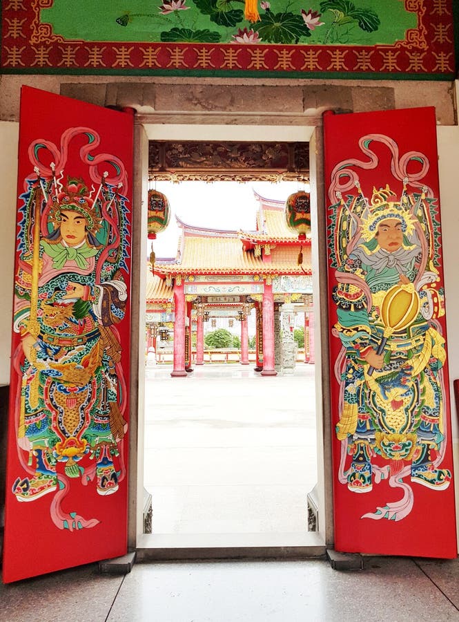 The Chinese temple gate editorial stock image. Image of ancient - 159363319