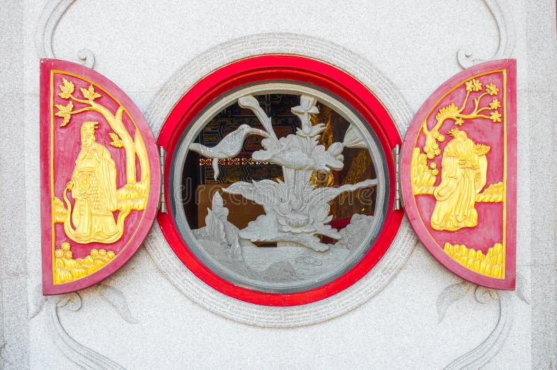Circle Window in Chinese Temple Stock Image - Image of colorful, temple ...