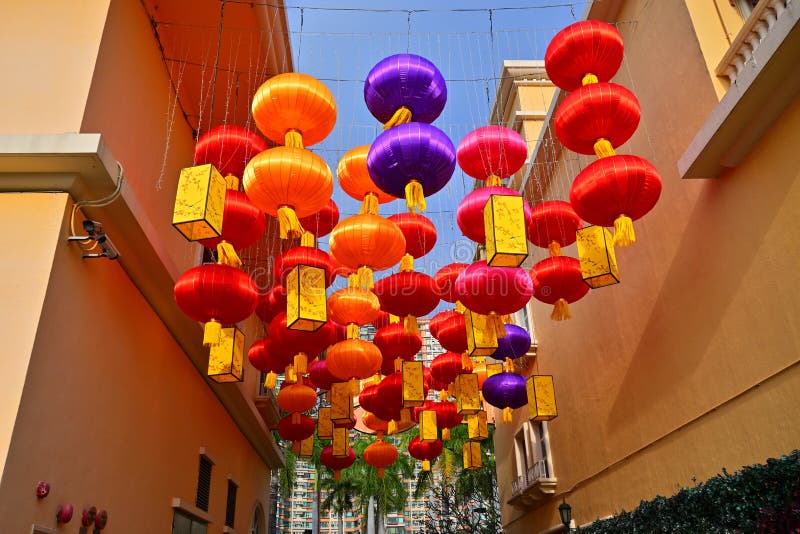 Chinese Traditional Lantern Display Stock Image - Image of gold, green ...