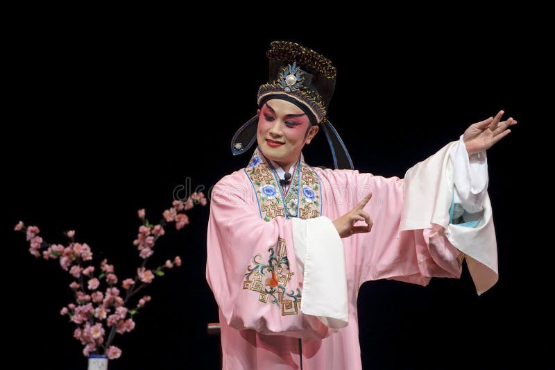Chinese Opera Actor with Traditional Costume Stock Image - Image of ...