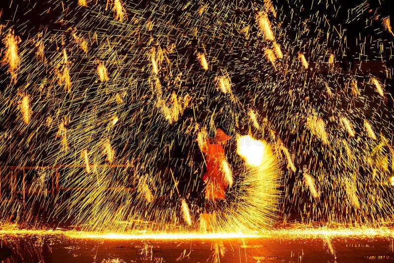 Chinese Traditional Performance Skills, Iron Flower Performance Stock ...