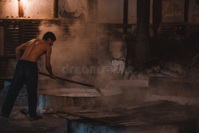 Chinese Traditional Salt Production Editorial Stock Image - Image of ...