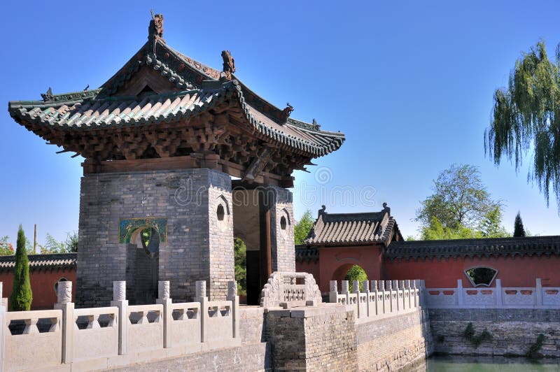 Chinese Traditional Temple Garden Stock Image - Image of architecture ...