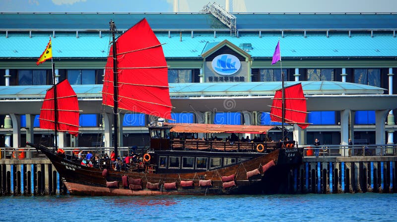 Chinese troep in Hongkong redactionele stock afbeelding. Image of water ...