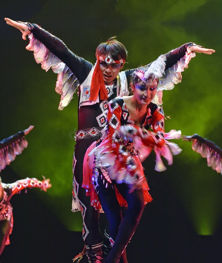 Chinese Uigur dancers editorial photography. Image of actor - 21141377