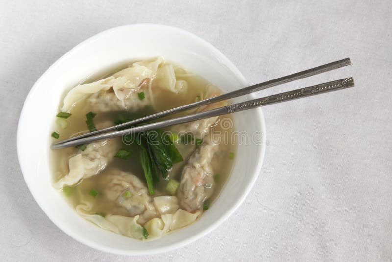 Chinese wonton dumplings stock image. Image of wantan - 10603391