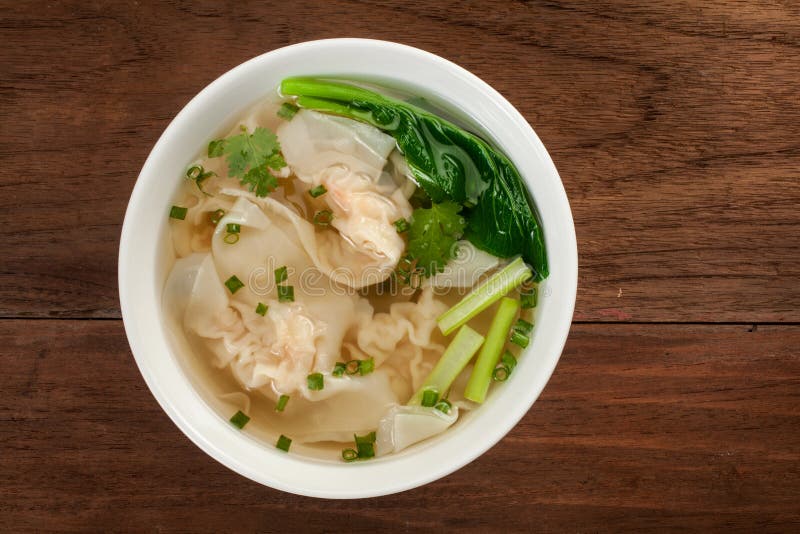 Chinese wontonsoep stock afbeelding. Image of kong, china - 81314317